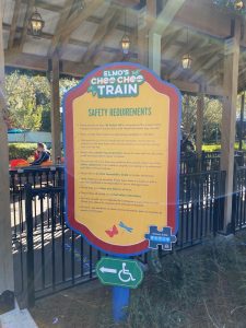 Elmo's Choo Choo Train - Villa Giant's SeaWorld Orlando Ride Guide
