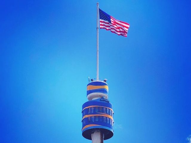 Sky Tower - Villa Giant's SeaWorld Orlando Ride Guide